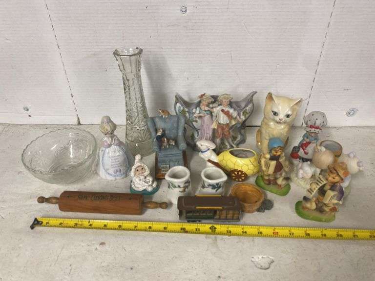 ASSORTED DECOR AND GLASSWARE - Isabell Auction