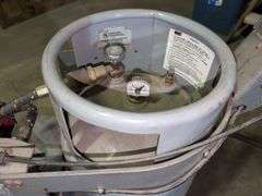 EASY BUFF 13-HP PROPANE GAS 27" WALK BEHIND FLOOR BUFFER - Isabell Auction