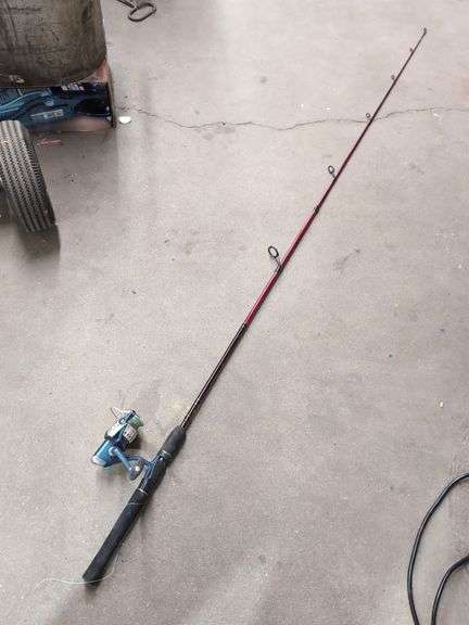 BASS PRO POWER PLUS 78" FISHING ROD WITH WHUPPIN' STIK REEL - Isabell ...