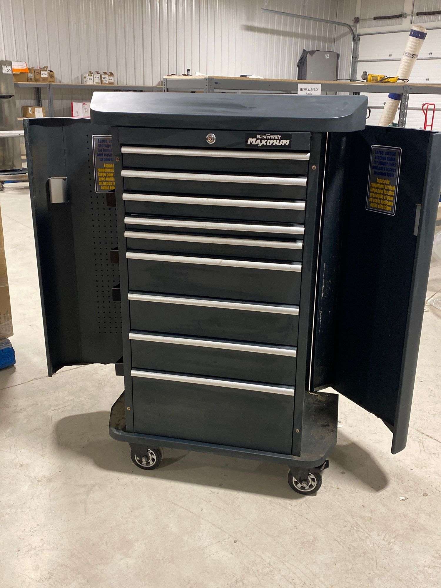 Mastercraft Maximum 36 9 Drawer Expandable Toolbox on Casters Jardine Auctioneers