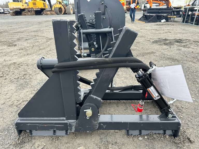 Skid Steer Tree Puller - Jardine Auctioneers