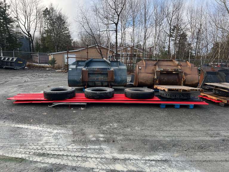 Qty of Assorted Damaged Sheet Metal (JAT) - Jardine Auctioneers