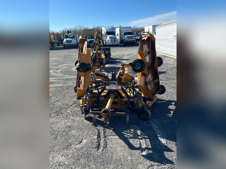14 FT Trackless BAT WING MOWER - Jardine Auctioneers