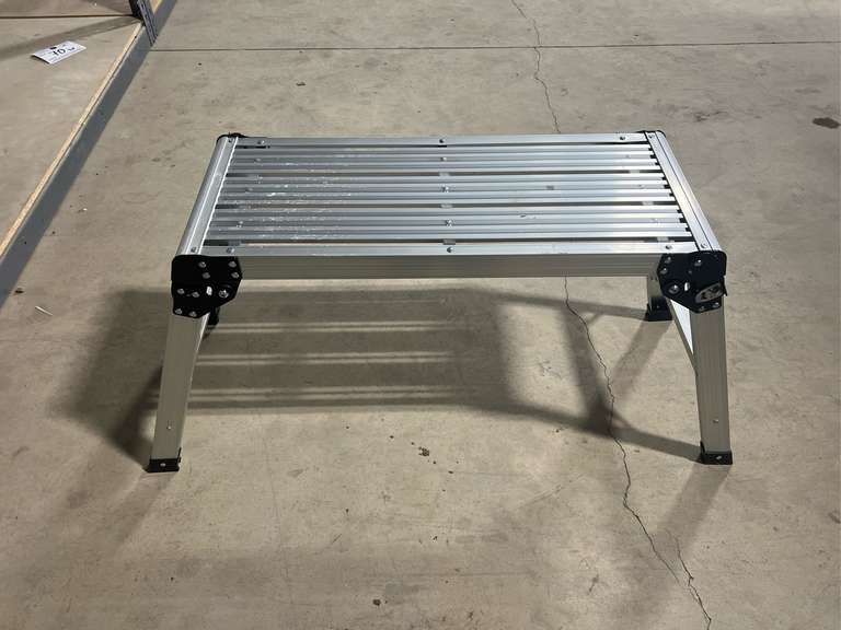 FOLDING WORK PLATFORM - Jardine Auctioneers