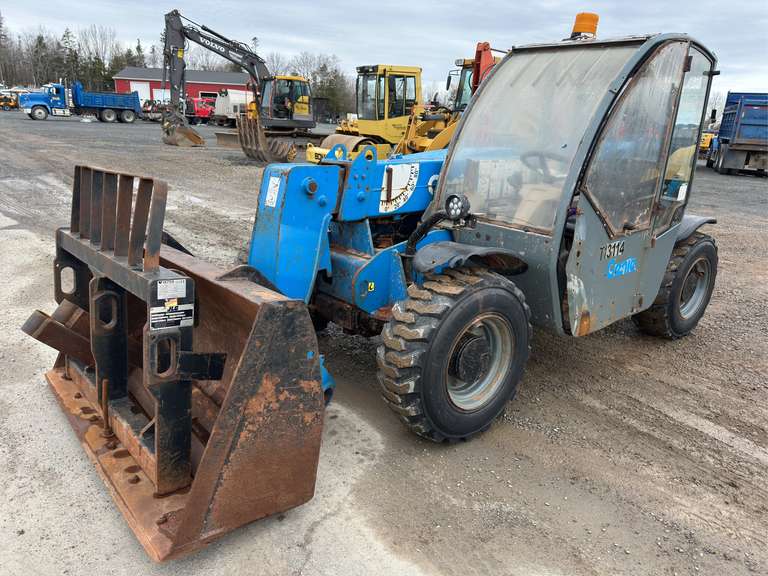 2011 Genie GTH-5519 Telehandler with Bucket and Forks - Jardine Auctioneers