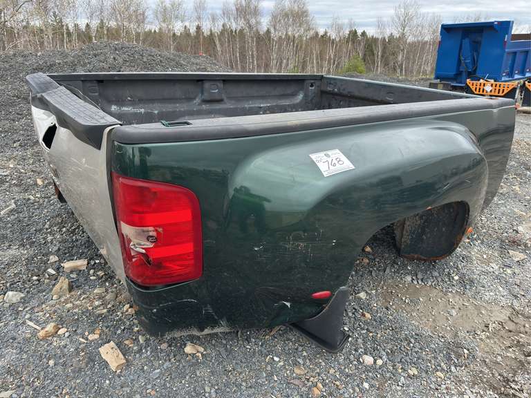 Chevrolet Dually Box - Jardine Auctioneers