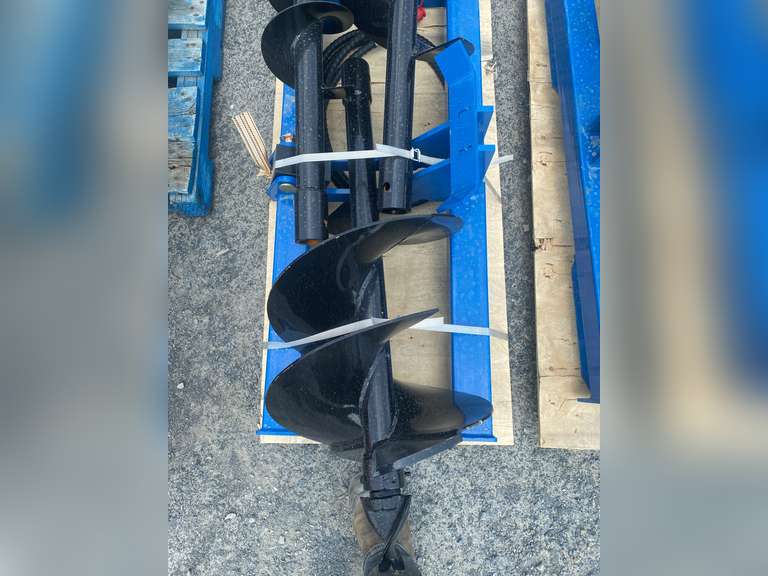 Skid Steer Loader Auger with Extra Rod - Jardine Auctioneers