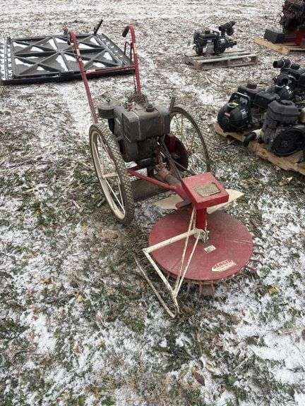 Fence Row Mower - Jeff Boone Auction and Realty