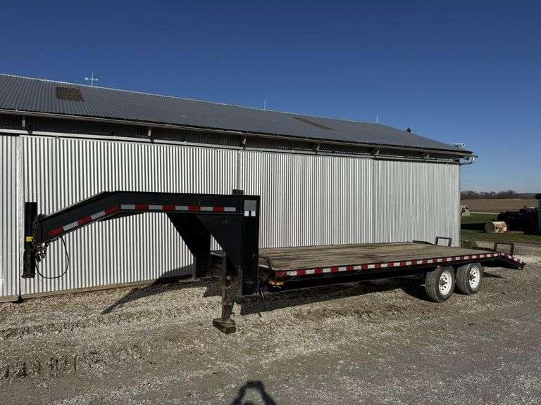 1998 Corn Pro 20ft Trailer - Jeff Boone Auction and Realty