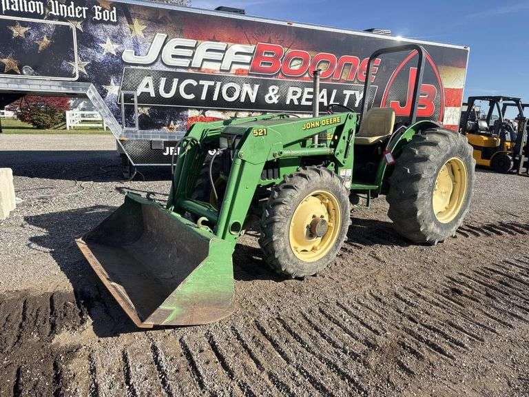 John Deere 5105 Loader Tractor - Jeff Boone Auction and Realty
