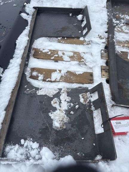 Open Center Viewpoint Quick Attach Blank Plates - Jeff Boone Auction ...