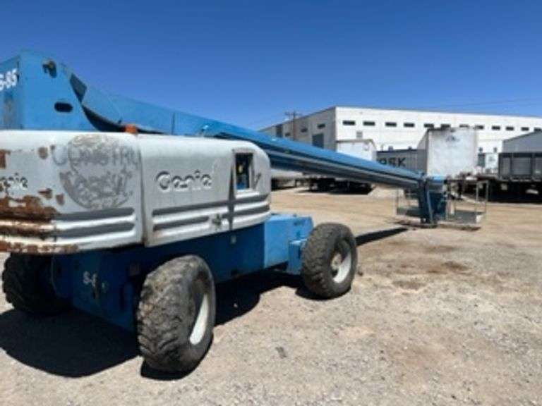 Genie S-85 Telescopic Boomlift - El Paso Tx - J&J Auctioneers LLC