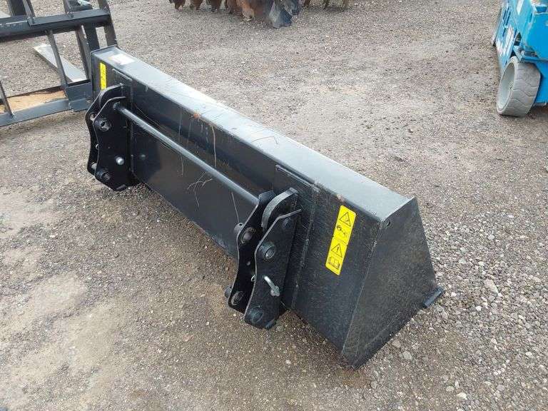 Compact Tractor Loader Bucket - J&J Auctioneers LLC