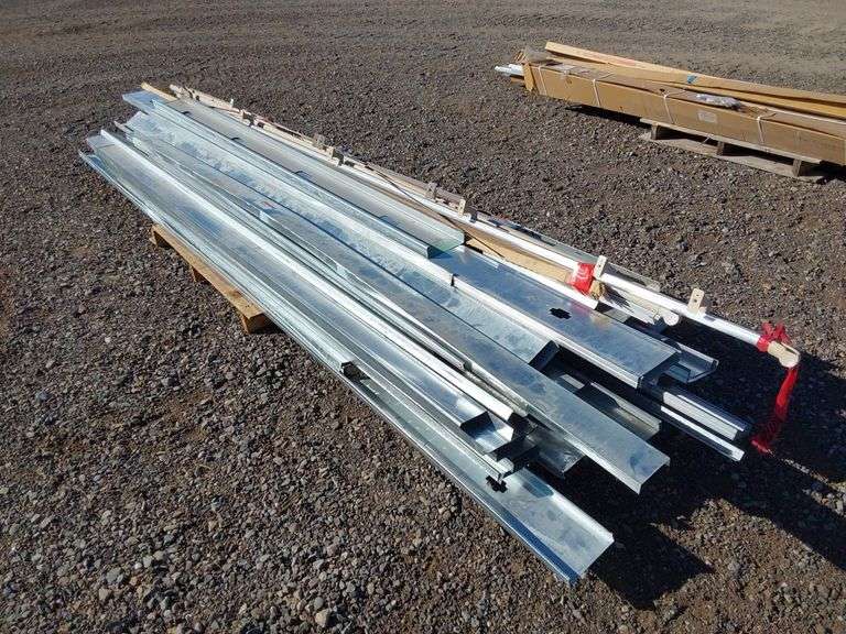 Metal Studs & Tracks - J&J Auctioneers LLC