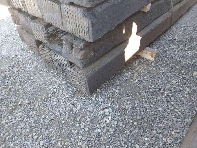 Qty (10) Rail Road Ties - J&J Auctioneers LLC