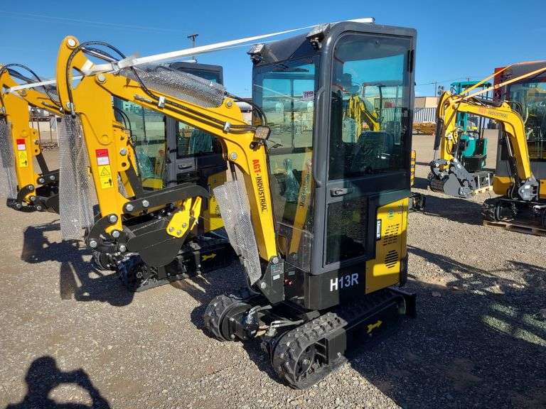 2024 AGT H13R Mini Excavator - Albuquerque NM - J&J Auctioneers LLC