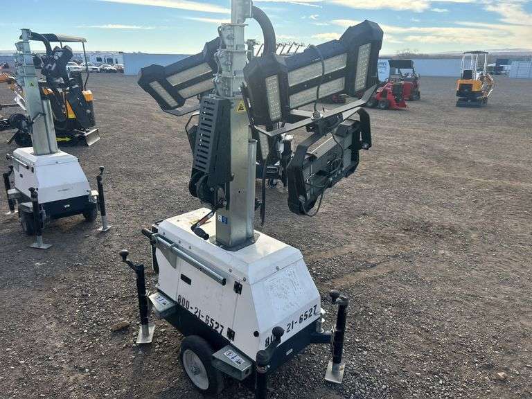 Generac PLT240 Light Tower - J&J Auctioneers LLC