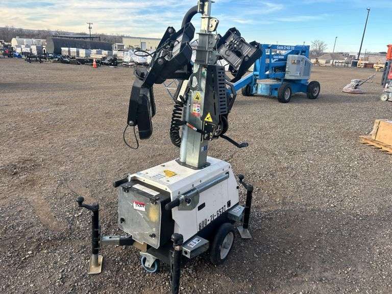 Generac PLT240 Light Tower - J&J Auctioneers LLC