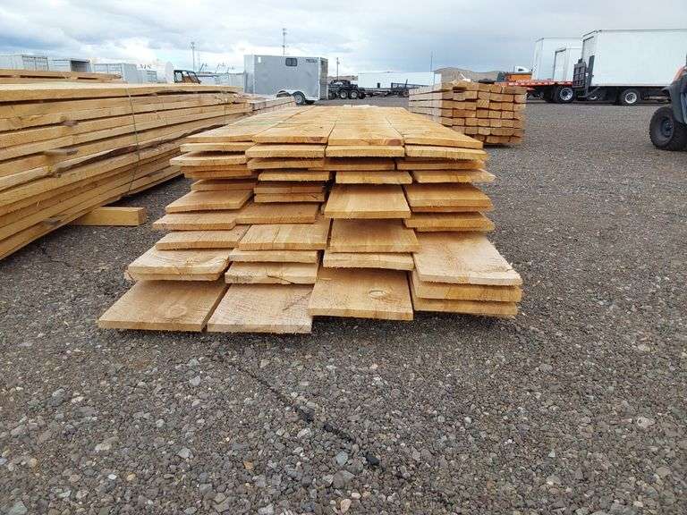 Bundle of 1x12 Wood Planks -Albuquerque, NM - J&J Auctioneers LLC