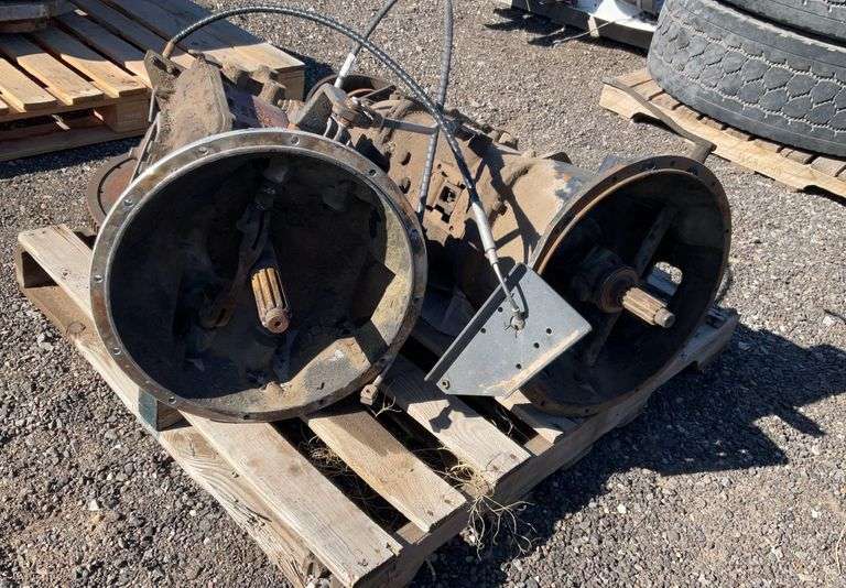 6 Speed Eaton and Spicer Transmission - J&J Auctioneers LLC