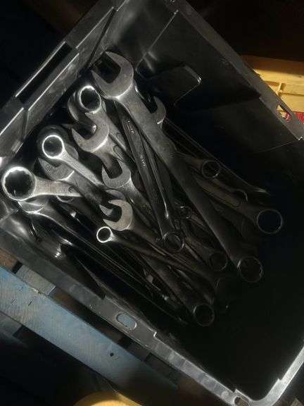 Box of Wrenches - Albuquerque NM - J&J Auctioneers LLC