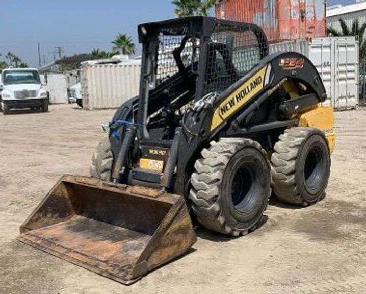 2017 New Holland L234 Skid Steer Loader - J&J Auctioneers LLC