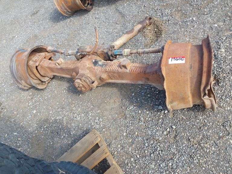 2003 Cat Backhoe Front Differential - Albuquerque NM - J&J Auctioneers LLC