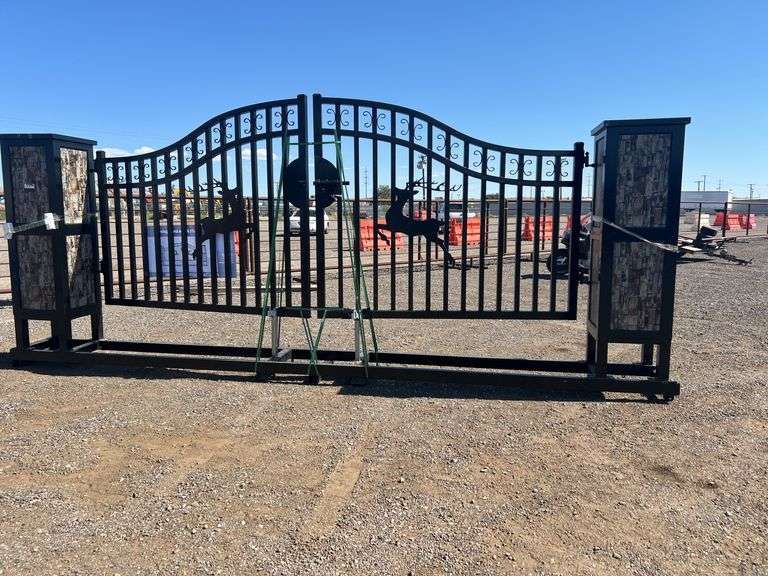 2024 20ft Farm Iron Gate - Albuquerque NM - J&J Auctioneers LLC