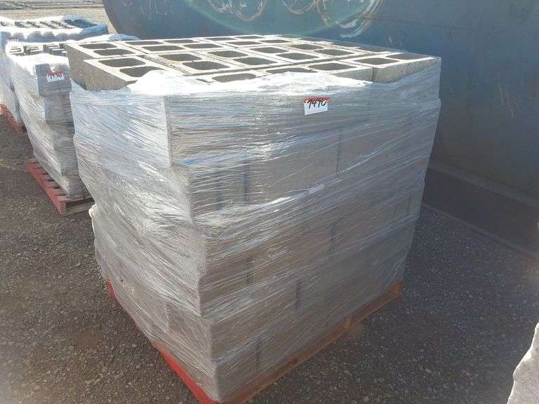 8x8x16 Splitface Holloman Buff Block - Albuquerque NM - J&J Auctioneers LLC
