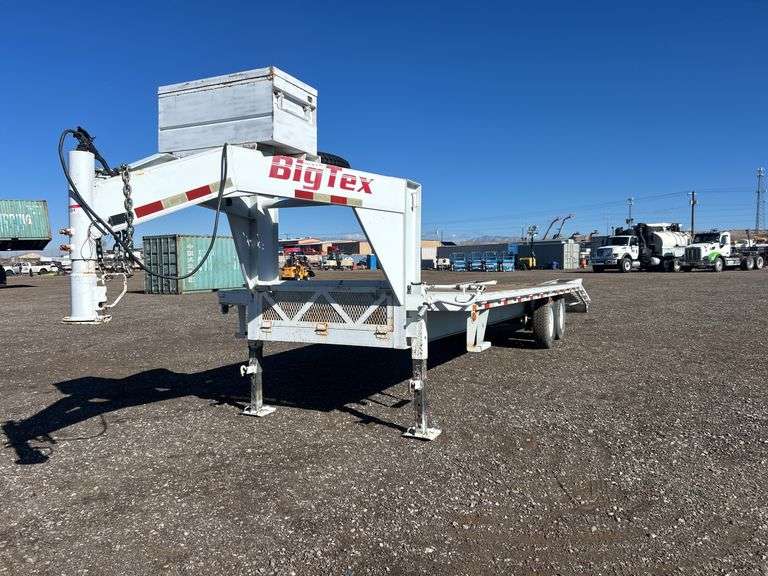 2002 Big Tex 20 ft T/A Gooseneck Equipment Trailer - Albuquerque NM - J&J Auctioneers LLC