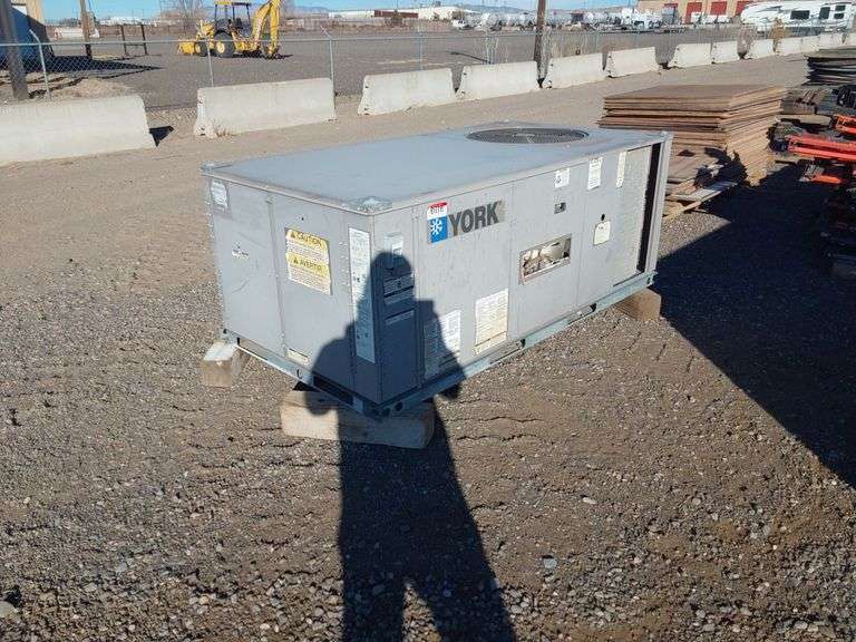 York 3 Ton Heating/Cooling Unit - Albuquerque NM - J&J Auctioneers LLC