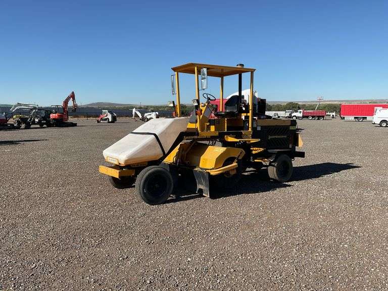 2016 Laymor Sweep Master 400 Road Broom - J&J Auctioneers LLC