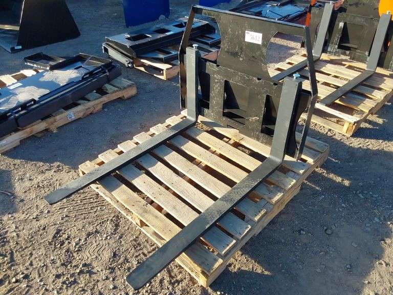 36"Mini Universal Attach Fork Frame w/42" Forks - J&J Auctioneers LLC