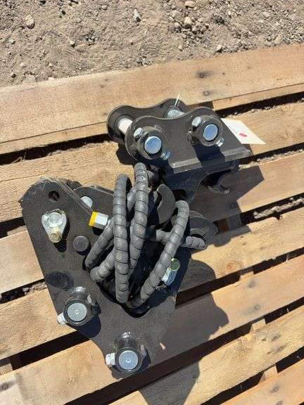 Quick Coupler & Hyd Quick Coupler - J&J Auctioneers LLC