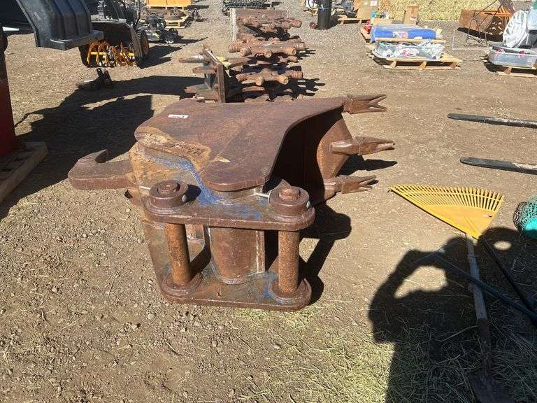 Wein Roy 24in Ripper Bucket - Albuquerque NM - J&J Auctioneers LLC