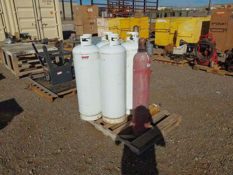 Qty (7) 90 Gallon Butane Tanks & Oxygen Tanks - Albuquerque NM - J&J ...
