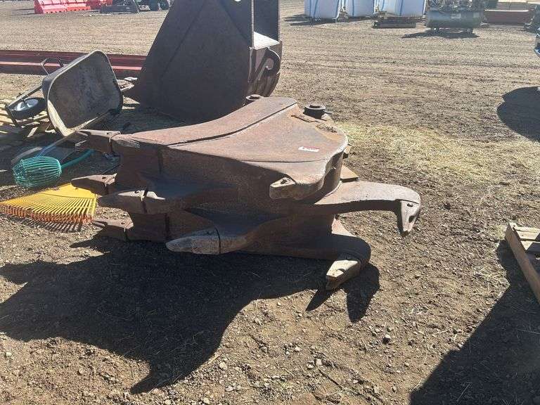 Wein Roy 24in Ripper Bucket - Albuquerque NM - J&J Auctioneers LLC