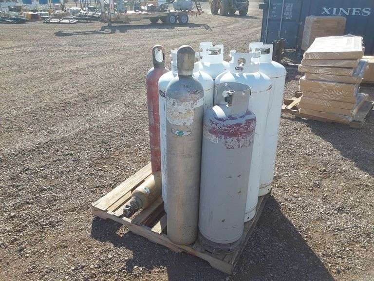 Qty (7) 90 Gallon Butane Tanks & Oxygen Tanks - Albuquerque NM - J&J ...