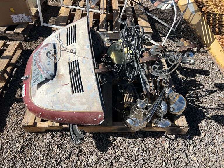 Misc Lights - Albuquerque NM - J&J Auctioneers LLC