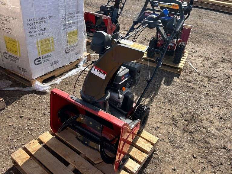 Toro Snowmaster 724 OXE - Albuquerque NM - J&J Auctioneers LLC