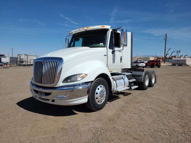 2011 International Pro Star T/A Truck Tractor - J&J Auctioneers LLC