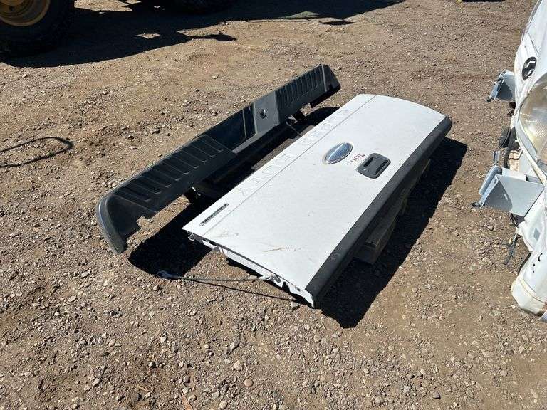 Ford Super Duty Tail Gate & Bumper - J&J Auctioneers LLC