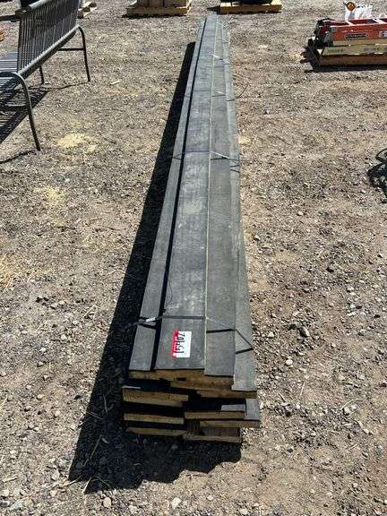 Bundle 20ft 2x8in Rubber Sided Wood - J&J Auctioneers LLC
