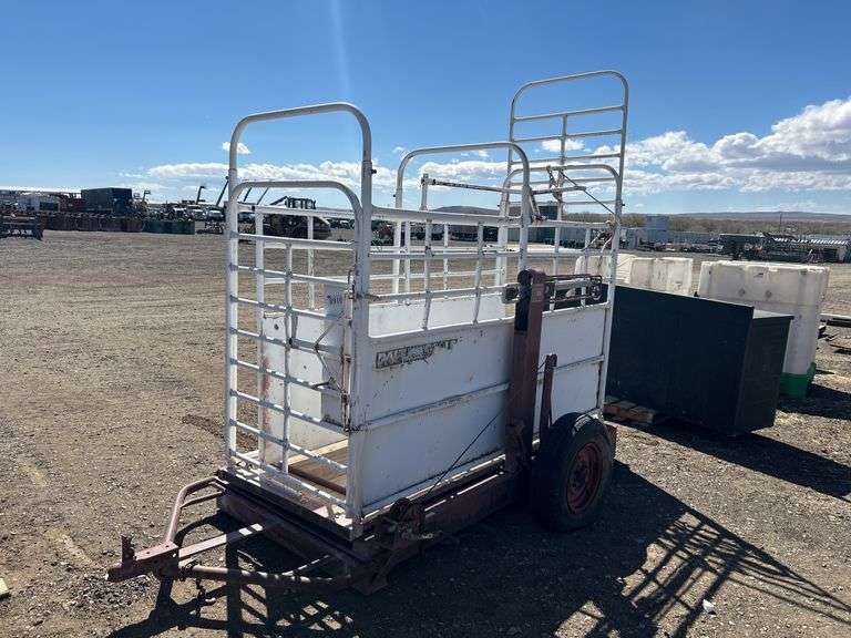 Portable Livestock Scales - J&J Auctioneers LLC
