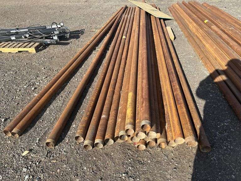 Bundle of (26) Joints 3.5in x 20 ft Pipe - J&J Auctioneers LLC