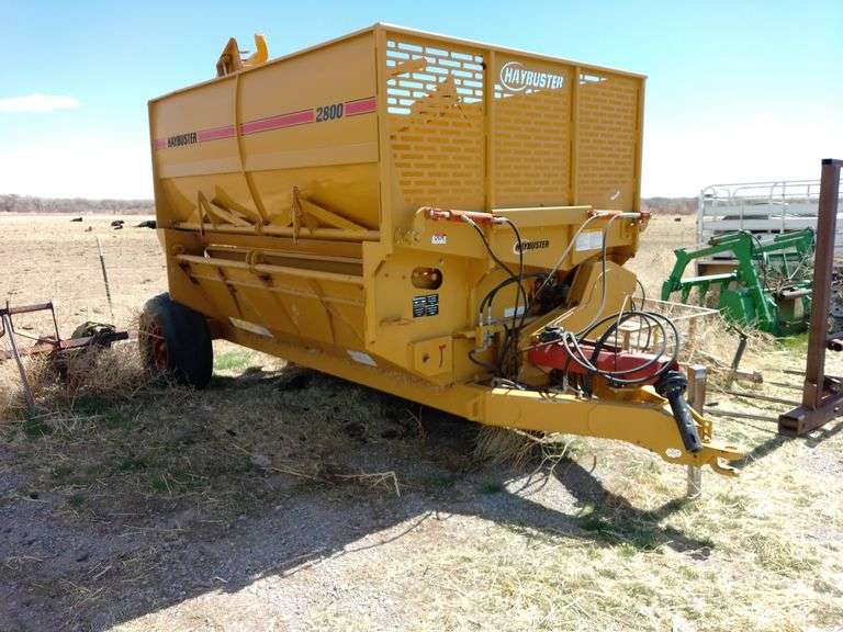 Dura Tech Haybuster 2800 Hay Chopper - J&J Auctioneers LLC