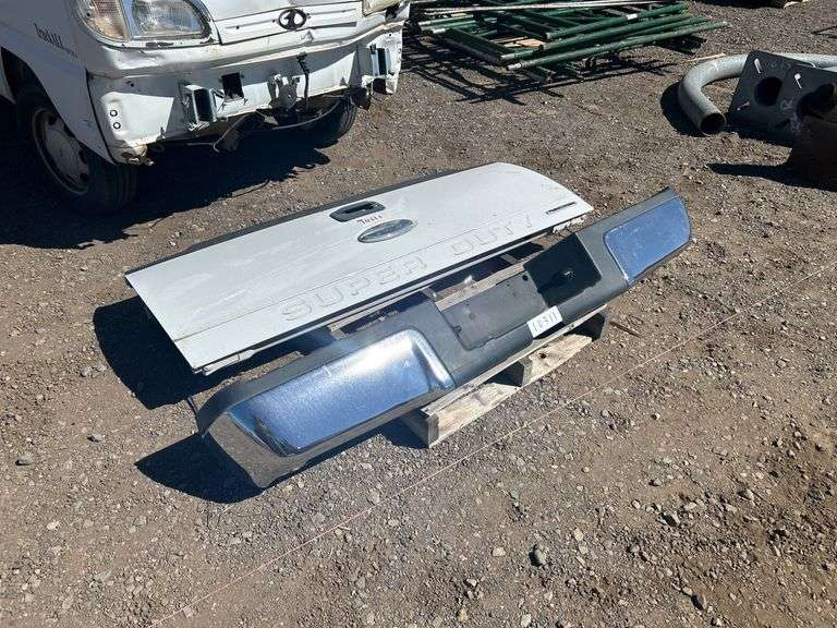 Ford Super Duty Tail Gate & Bumper - J&J Auctioneers LLC