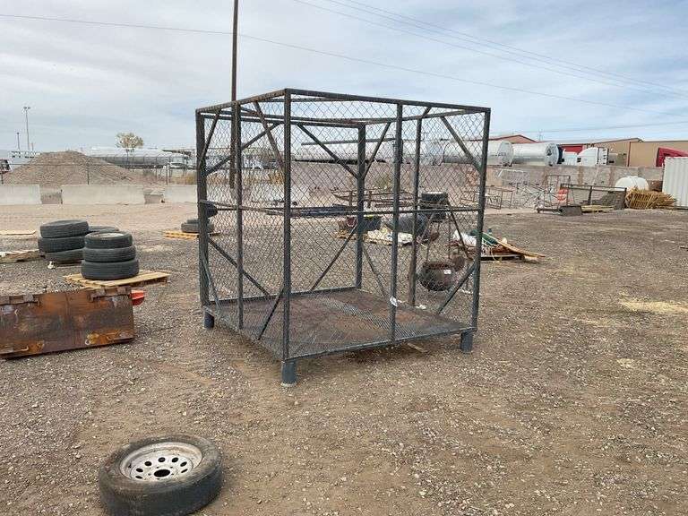 7 Ft x 7 Ft x 7 Ft Security Cage - J&J Auctioneers LLC