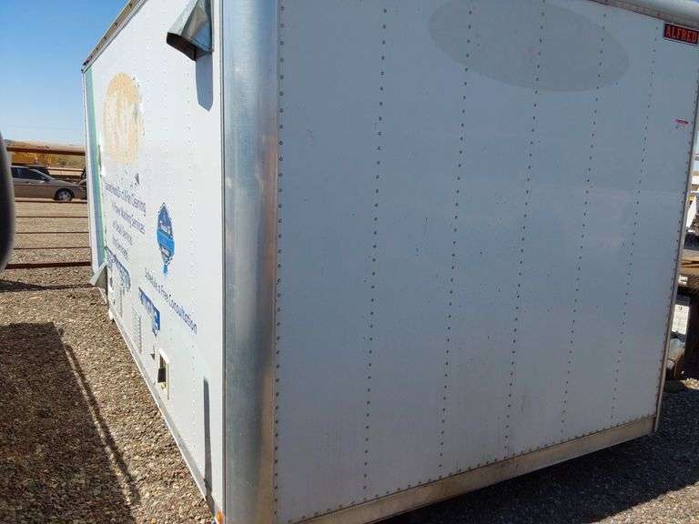 20 Ft Dry Van Box with Roll Up Door - J&J Auctioneers LLC