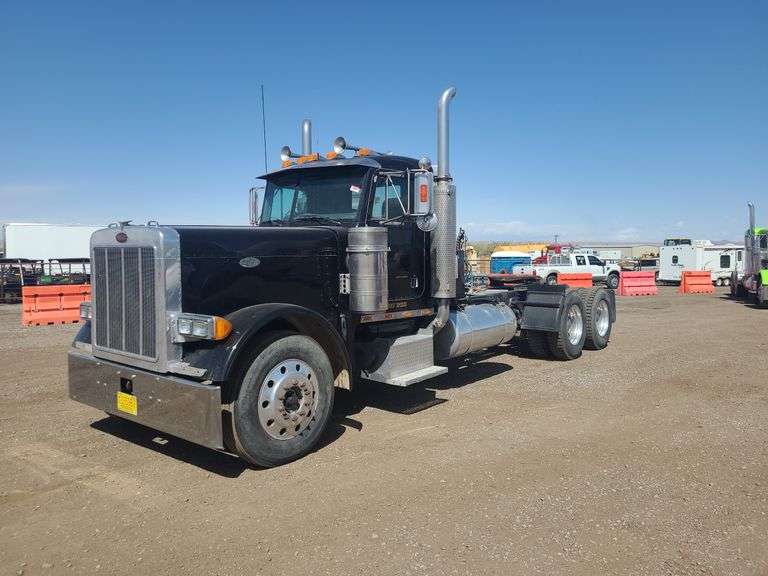 1997 Peterbilt 379 T/A Truck Tractor - J&J Auctioneers LLC